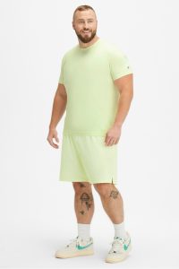 Fabletics Big & Tall Launches With Men's Sizes to 4X | Chubstr