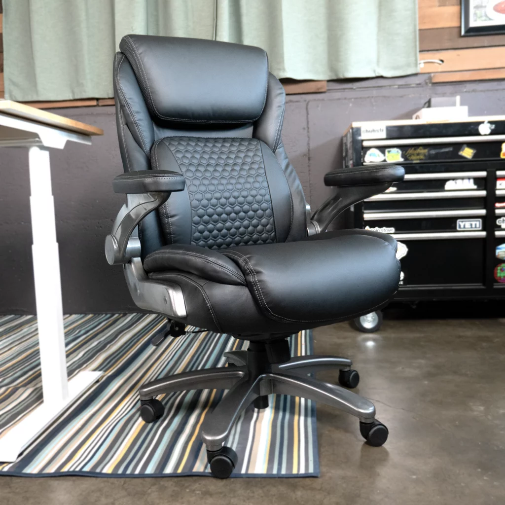 Tried & Tested: Staples Randolph Big & Tall Office Chair Review | Chubstr